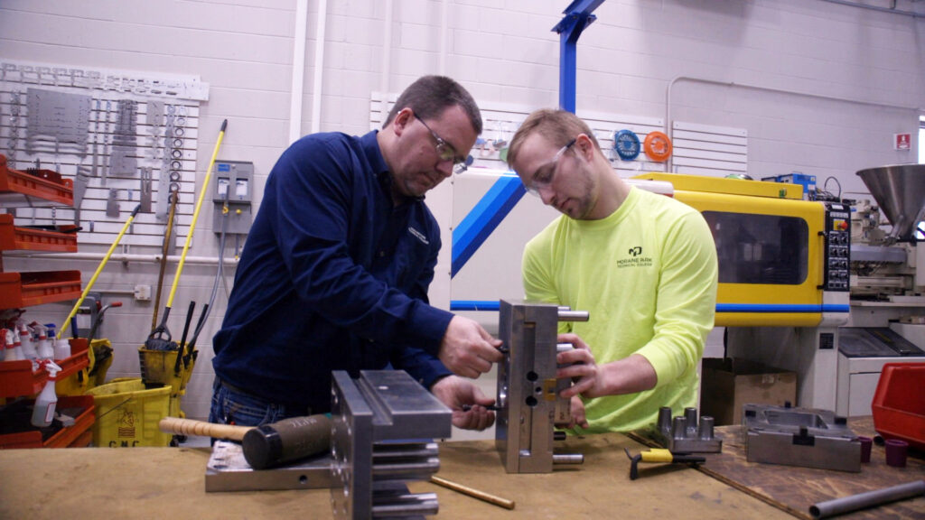 2023 Engineering, Manufacturing and Robotics Exploration Day